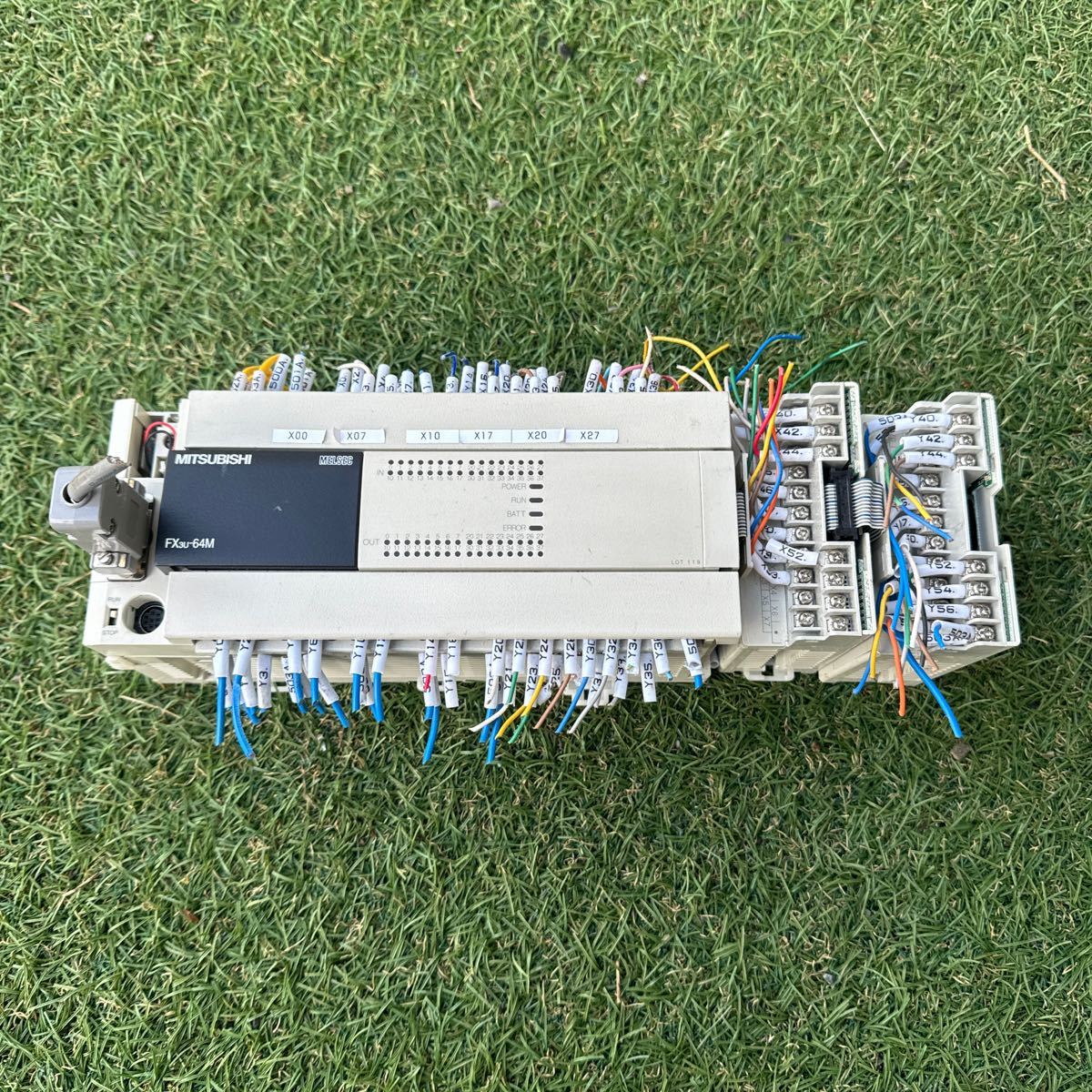 三菱電機 MITSUBISHI FX 3U-64MR/ES FX2N-16EX FX2N-16EYR – TENNOMACHINE SHOP
